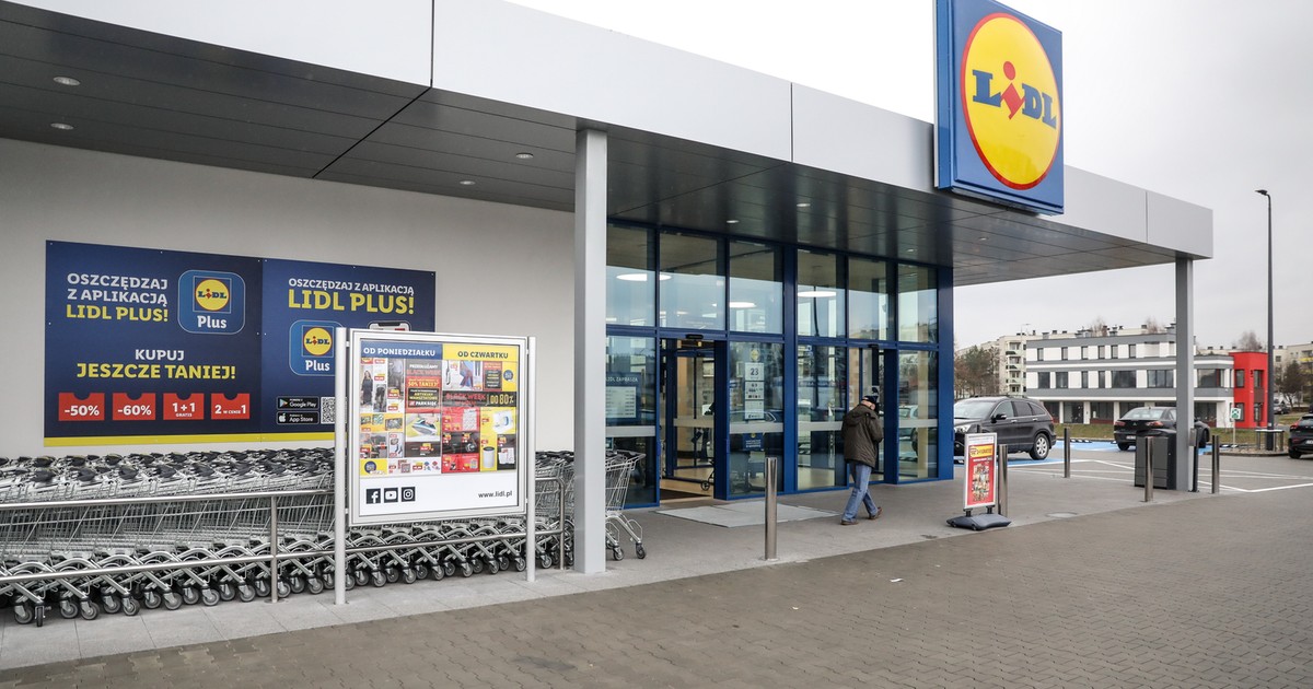 Lidl wydłuża czas pracy przed Wielkanocą. Nowe godziny otwarcia