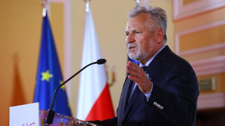 Aleksander Kwaśniewski o potencjalnych rozmowach między Rosją a Ukrainą. "Nie byłby to idealny ...