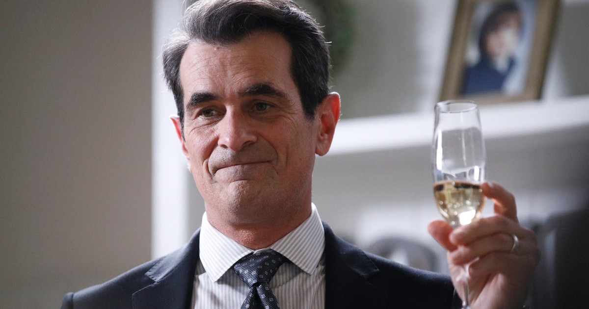Fans of 'Modern Family' thought Ty Burrell died after his photo was ...