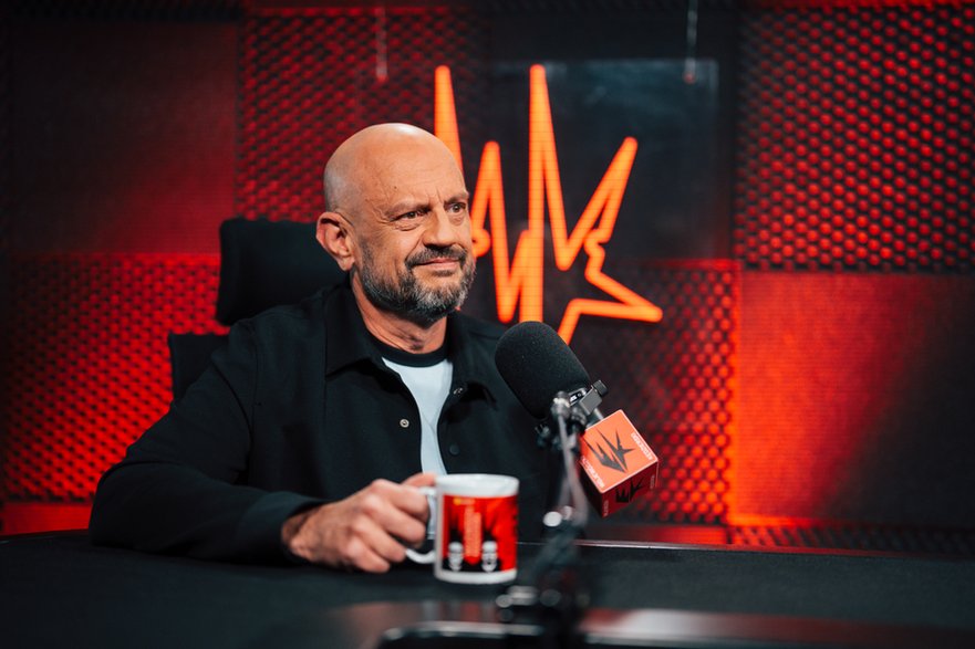 Jacek Laskowski z wykształcenia jest lekarzem. Podczas meczu widział ...