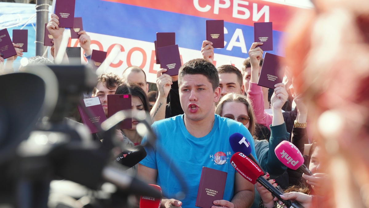 Student iz Pionirskog parka Miloš Pavlović: "Vučić će nas primiti danas u 18 časova" - Blic