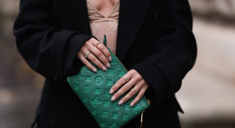 Hey Elon – what's up with all the scammy ads for Louis Vuitton bags on ...