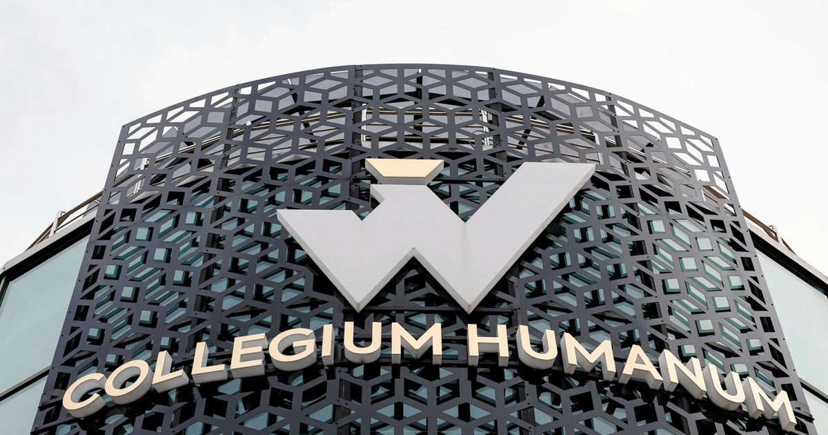 Collegium Humanum. Na liście generałowie i pułkownicy wojska - Wiadomości