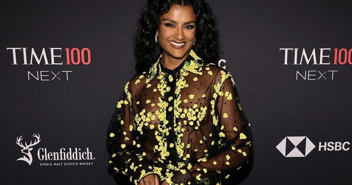 'Bridgerton' star Simone Ashley is the new queen of daring fashion ...