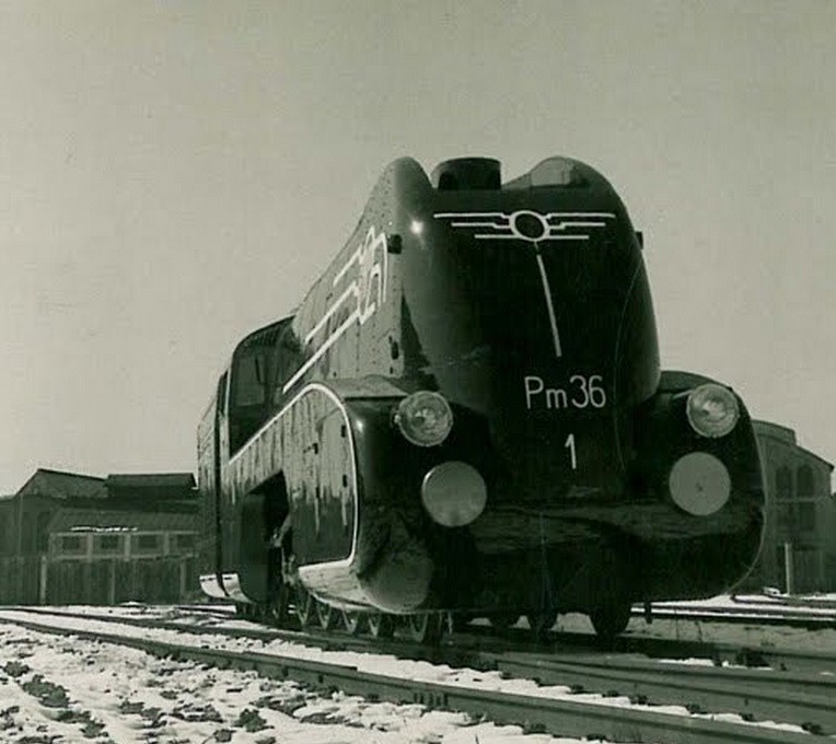 Parowóz Pm 36. Dlaczego imponująca polska lokomotywa nigdy nie weszła ...
