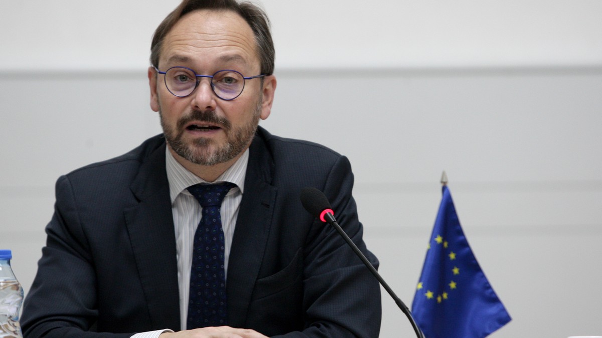 "NIKO NE MORA DA SE ODREKNE IDENTITETA, JA SAM POLA FRANCUZ, POLA ...
