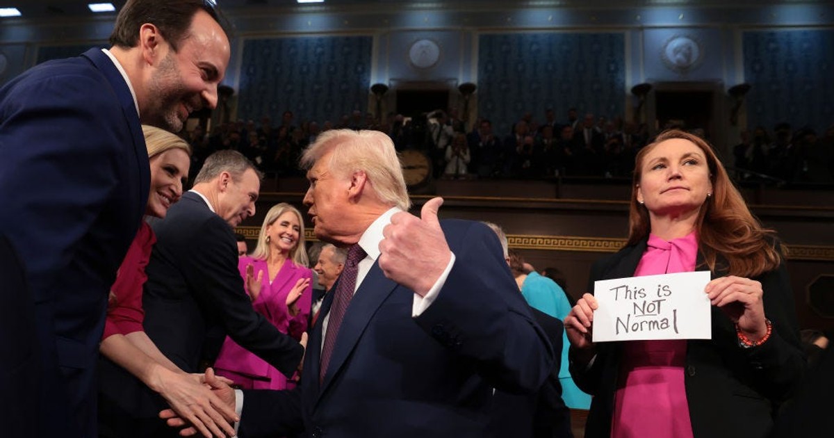 Photos from Trump's address to Congress show stone-faced Democrats and ...