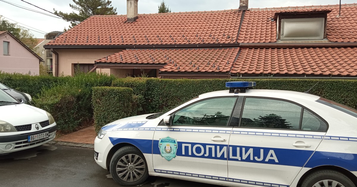 Lopov u Beogradu iskoristio porodično slavlje, pa ukrao nakit i satove ...