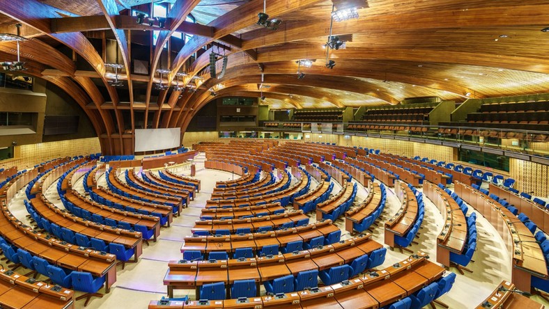 Rada Europy przyjęła rezolucję ws. Polski. Poprzedziła ją burzliwa ...