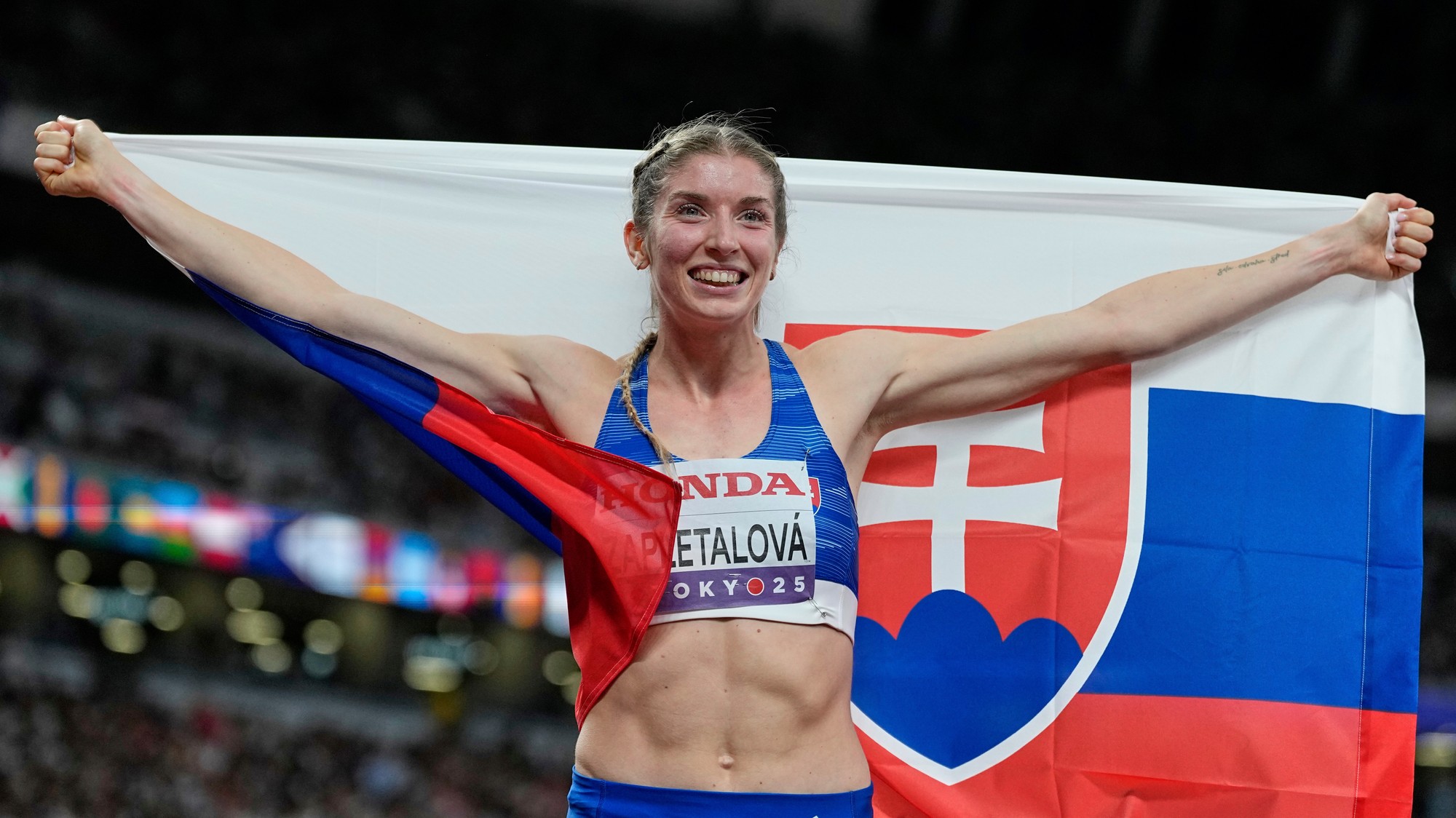 Celé Slovensko tlieska: Úžasná Emma Zapletalová získala na MS v Tokiu ...