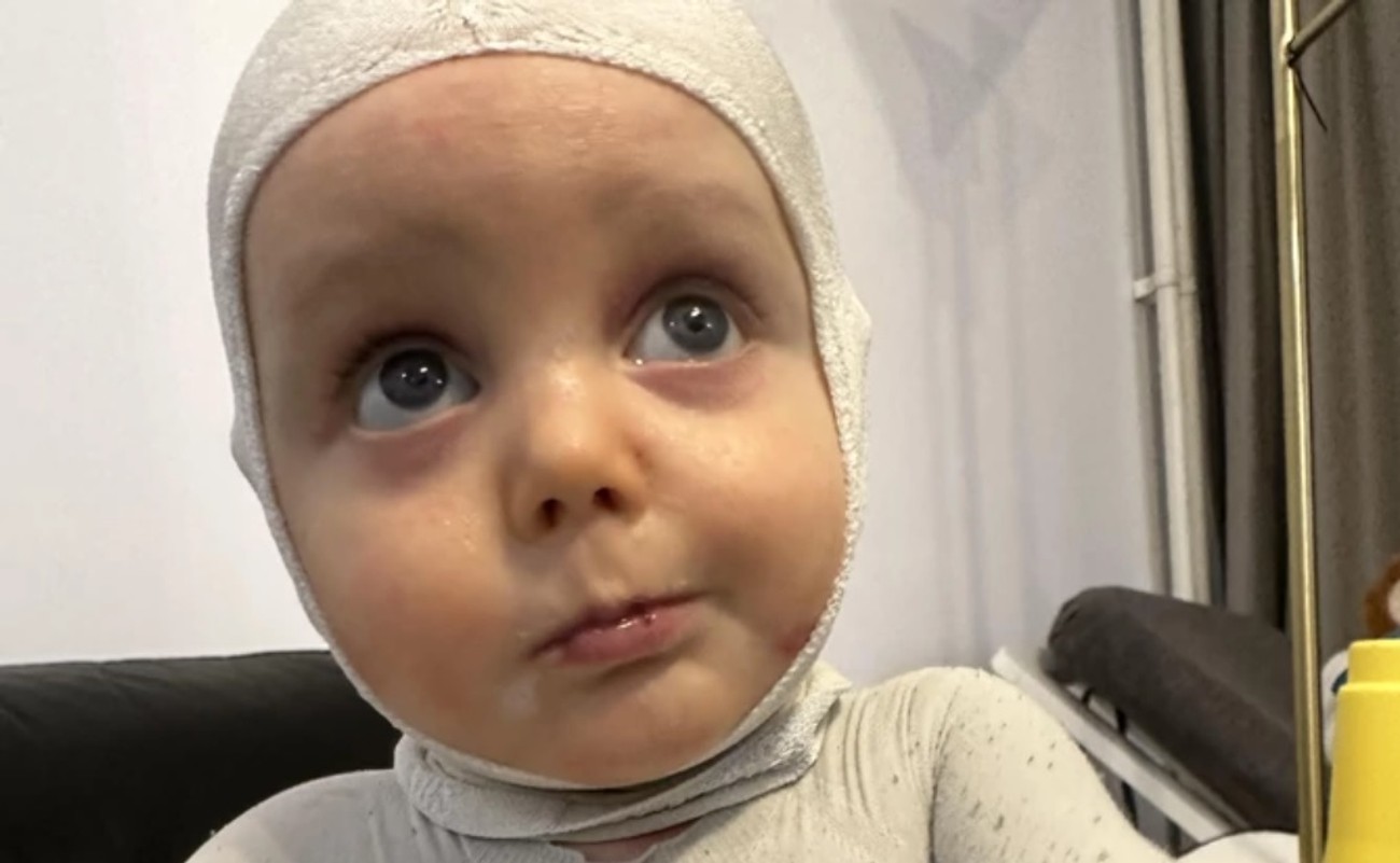 Skupljen novac za dečaka leptira, majka Milena se zahvalila: Idemo po nov Viktorov život - Blic