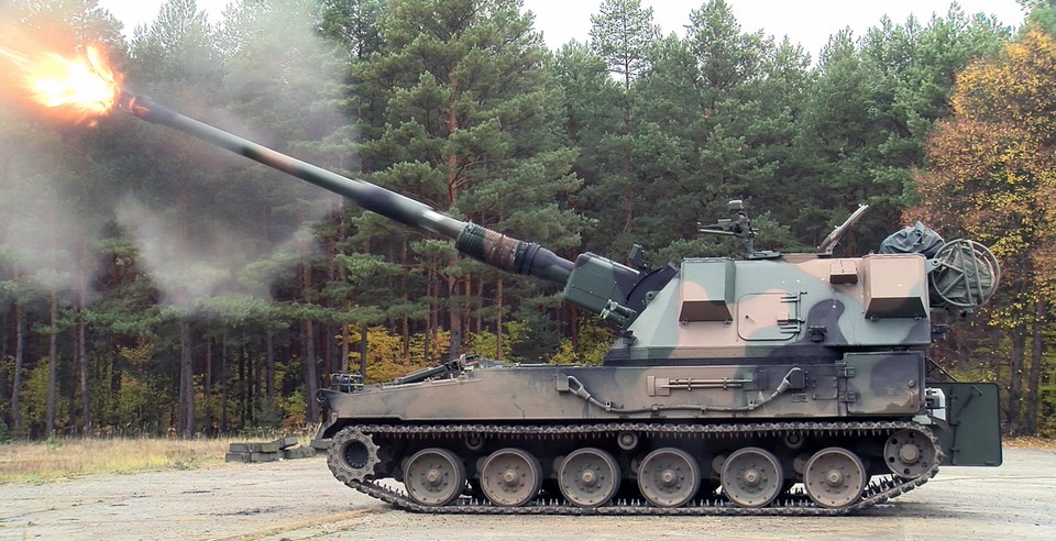 Polska samobieżna armatohaubica "Krab" przeszła testy i jest gotowa do ...