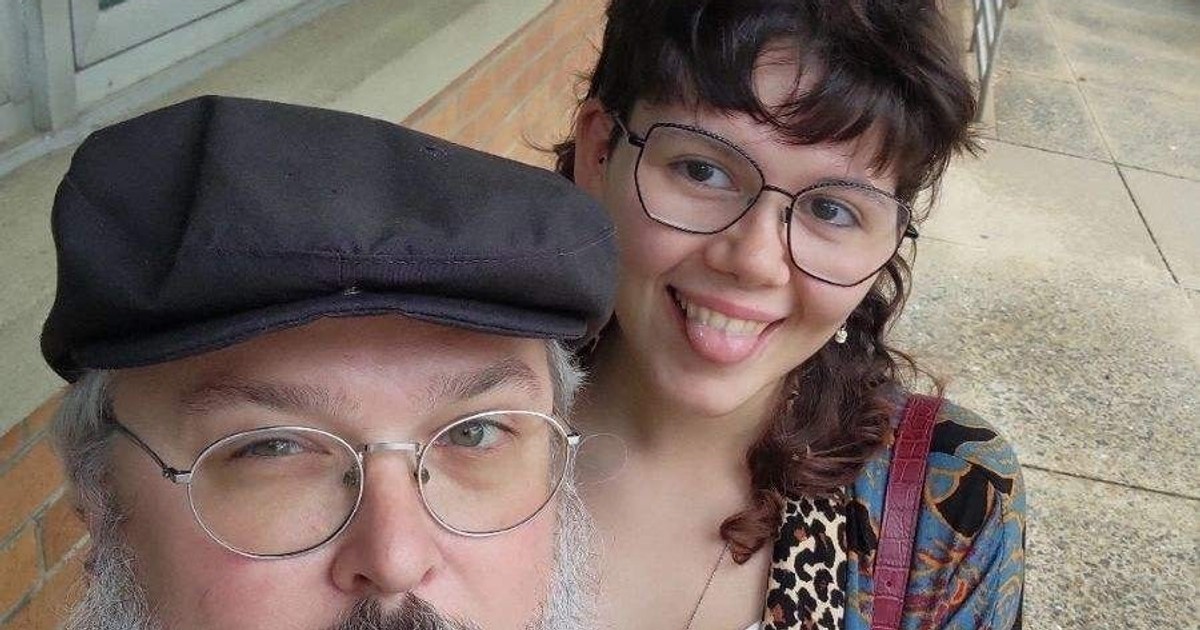 A 43-year-old man was skeptical about dating a 26-year-old but soon ...