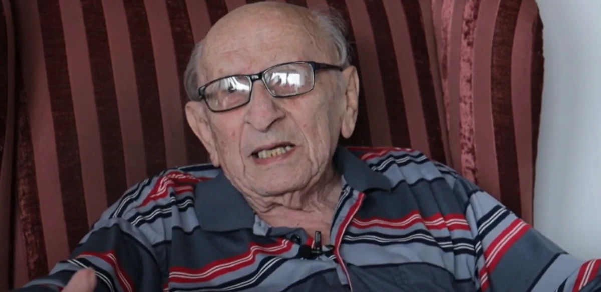 Tuga: Umro je Vojislav Simić!