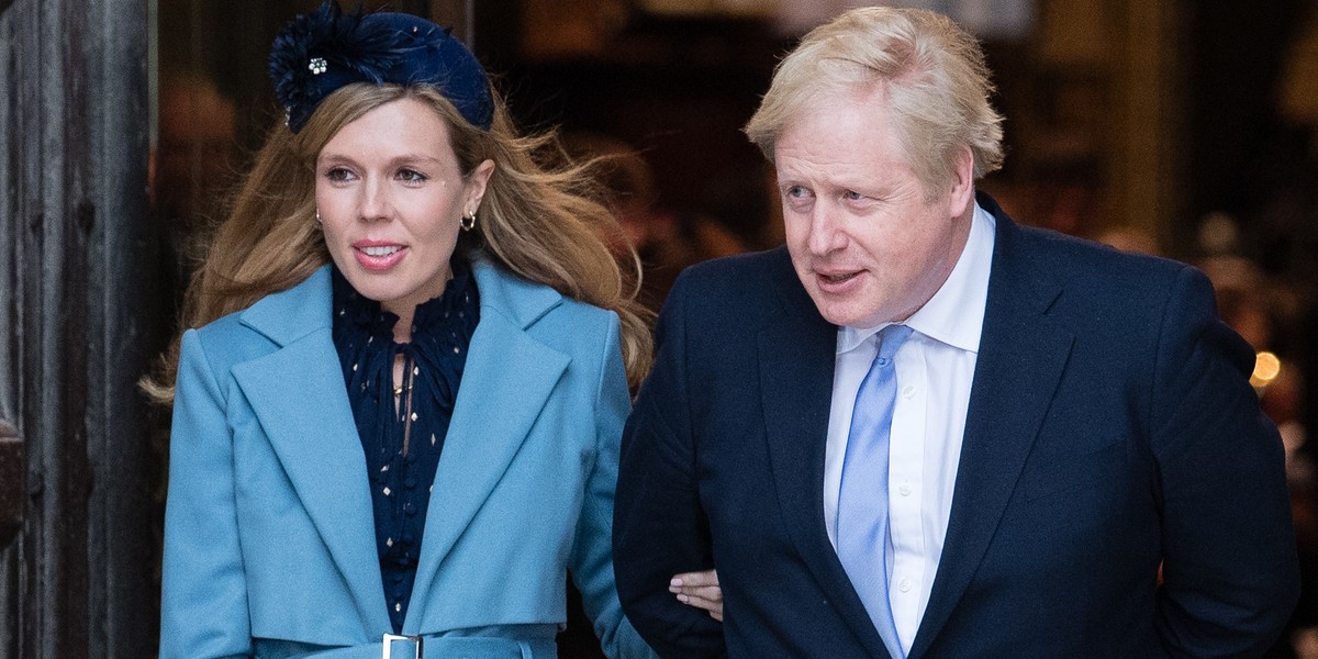 Carrie Symonds: przeżyła traumę i ma zakaz odwiedzin Elżbiety II. Kim ... Carrie Symonds: przeżyła traumę i ma zakaz odwiedzin Elżbiety II. Kim ...