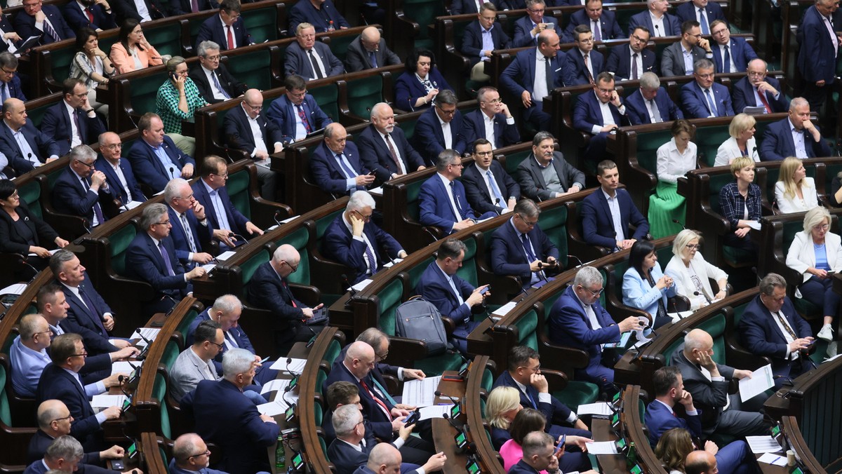 Zniesienie opłat za państwowe autostrady. Sejm uchwalił ustawę - Wiadomości Zniesienie opłat za państwowe autostrady. Sejm uchwalił ustawę - Wiadomości