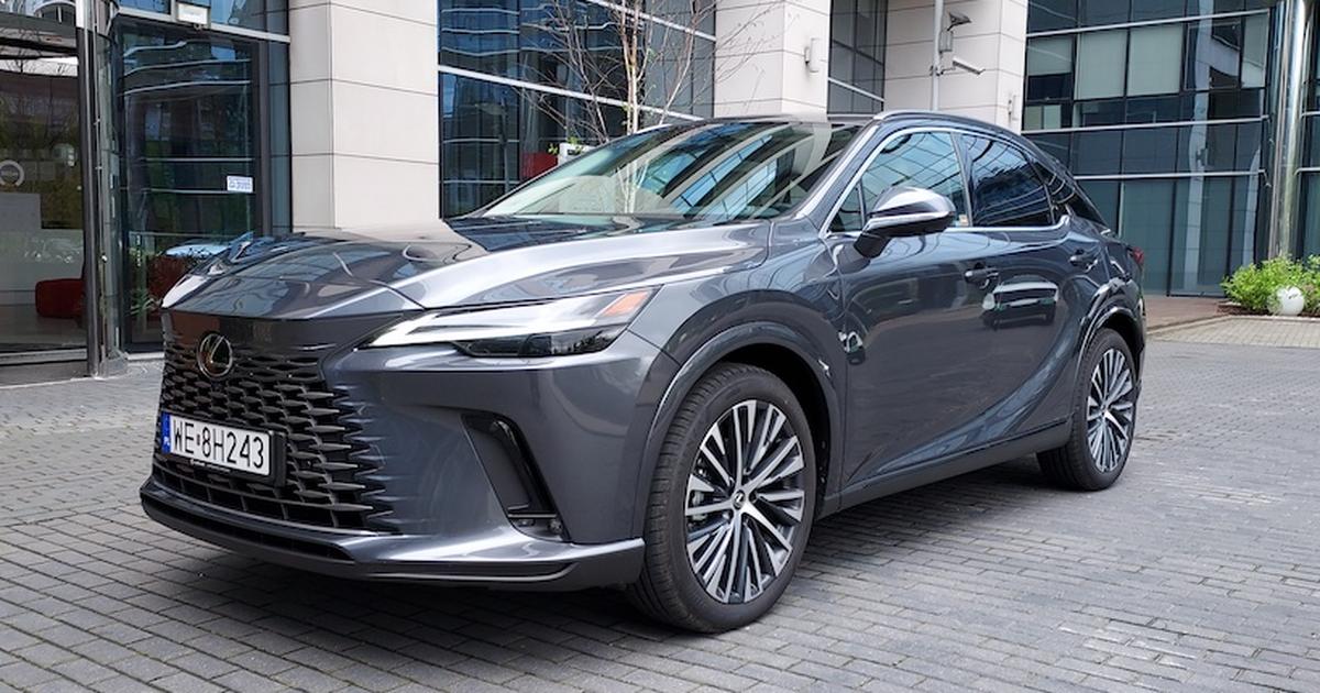 Lexus RX 450h+. Jeździłem "piątą generacją luksusu". Test