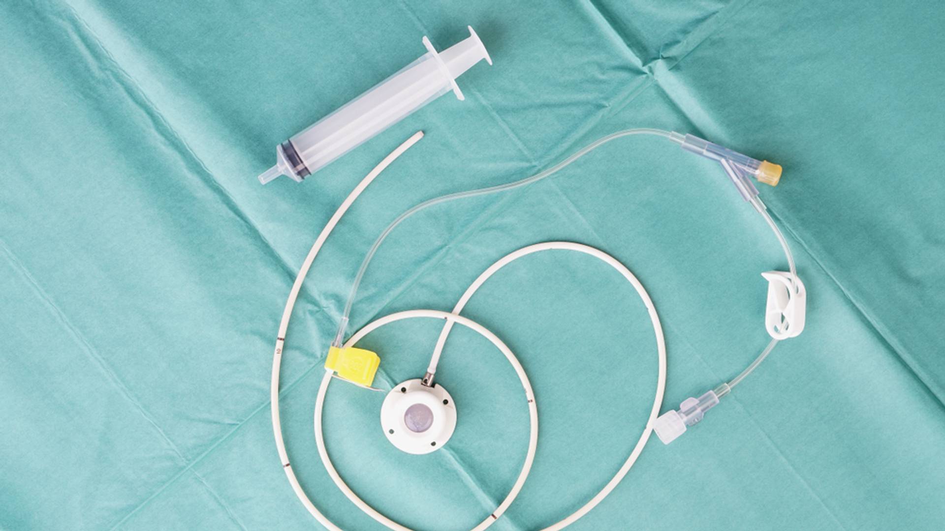 Cewnik Foleya – zastosowanie i zakładanie | Ofeminin