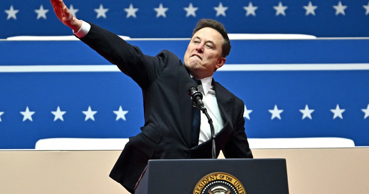 Salut rzymski Elona Muska. "Hailował" czy zrobił "niezręczny gest"?