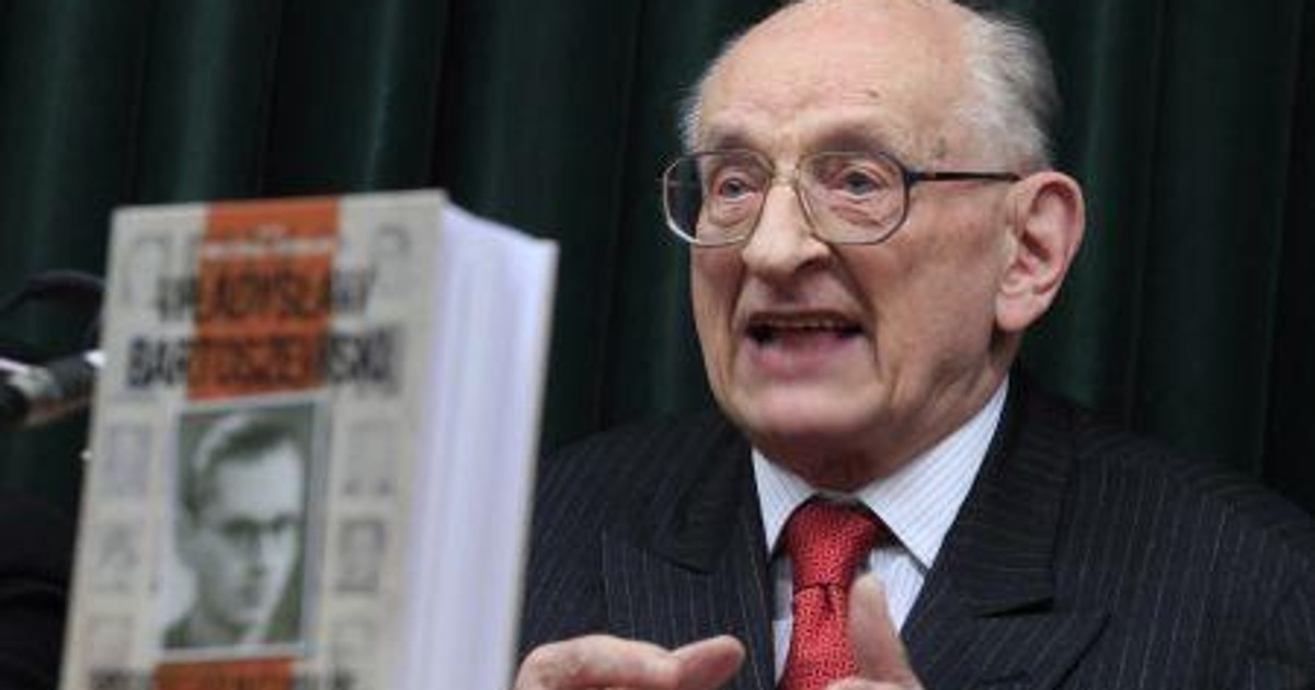 Bartoszewski: "Kapuściński non fiction" to jak przewodnik po domach ...