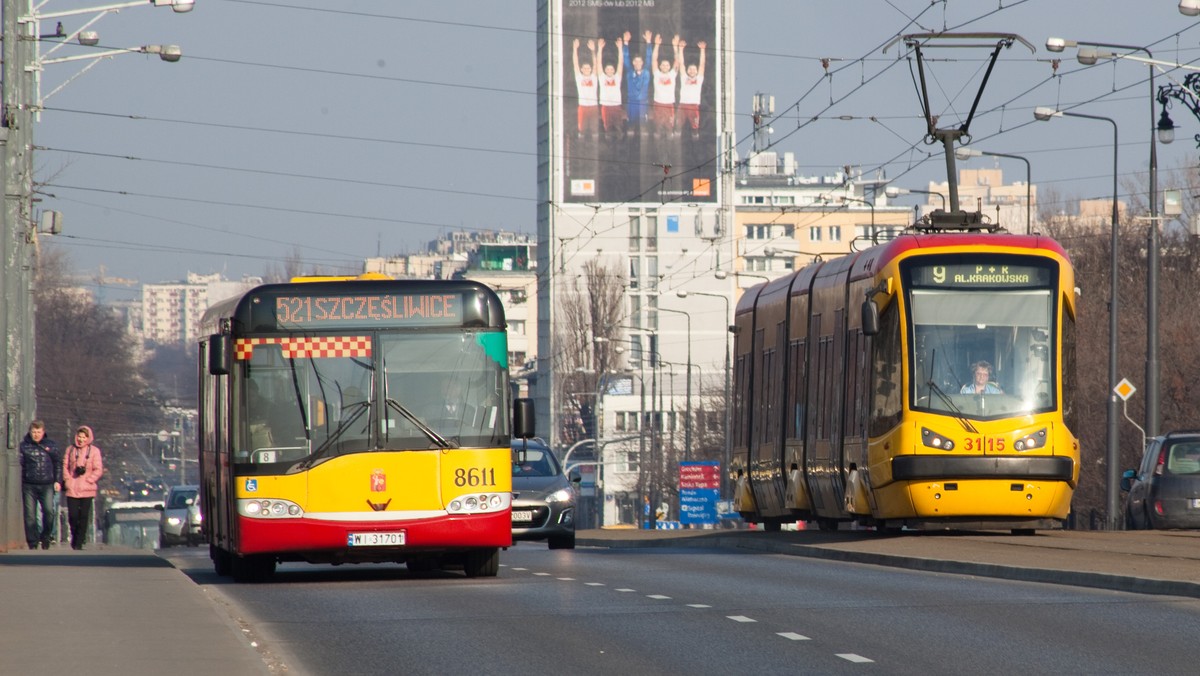 Warszawa: od dziś darmowe przejazdy komunikacją miejską dla uczniów ... Warszawa: od dziś darmowe przejazdy komunikacją miejską dla uczniów ...