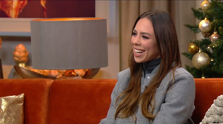 Lissák Laura 27 napig nem mosott hajat a Farm VIP-ben - Blikk