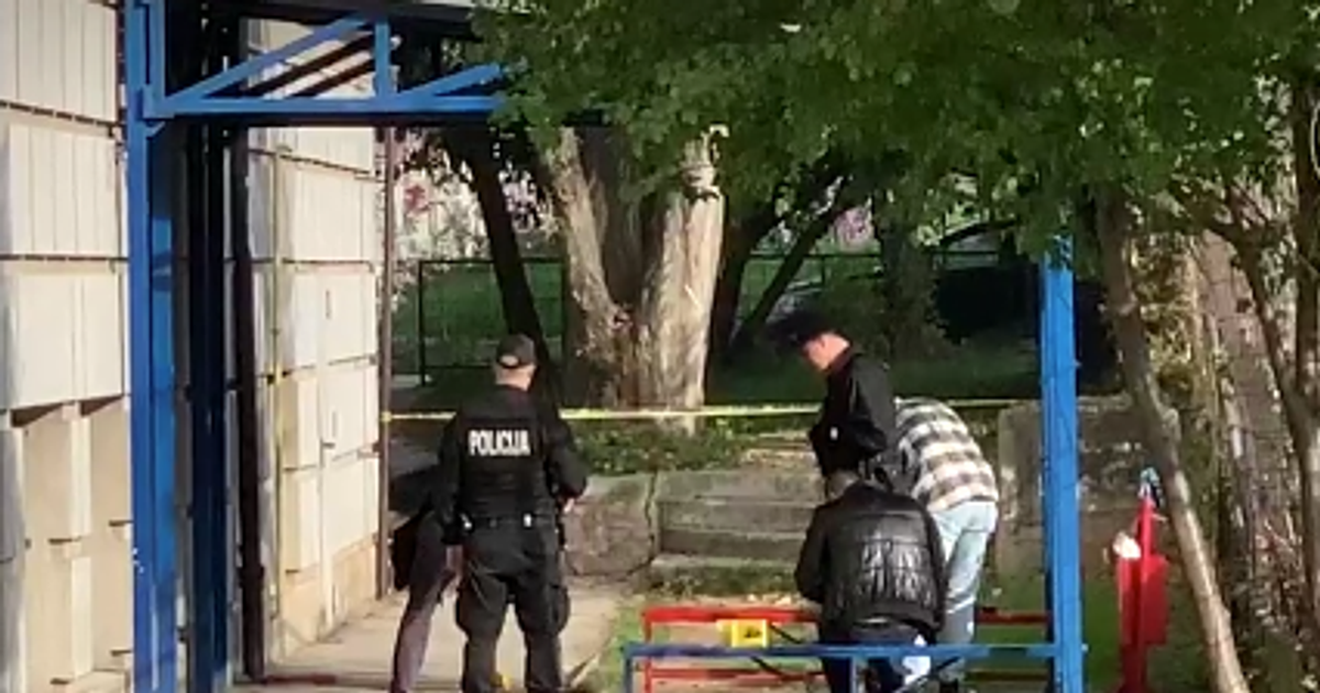Prve slike sa mesta pucnjave u školi u Sarajevu: Utvrđuje se stepen povreda ranjenog učenika - Blic