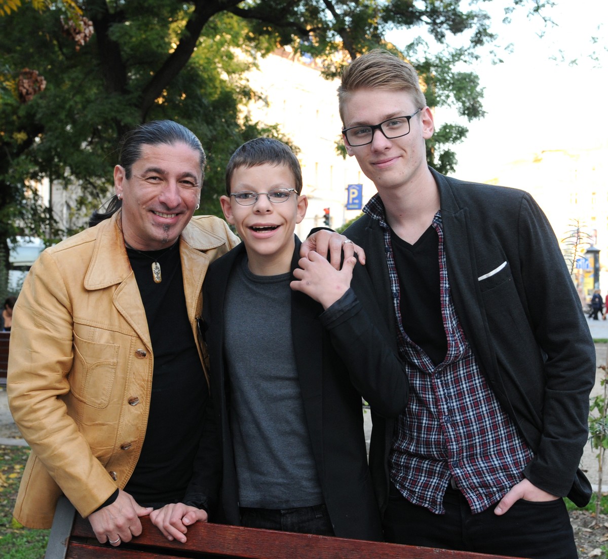 Boros Csabának nehéz döntést kellett meghoznia kisfia jövőjéről - Blikk ...