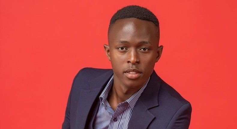 How MC Gogo's enthusiastic stage show was interrupted by an admirer's ...