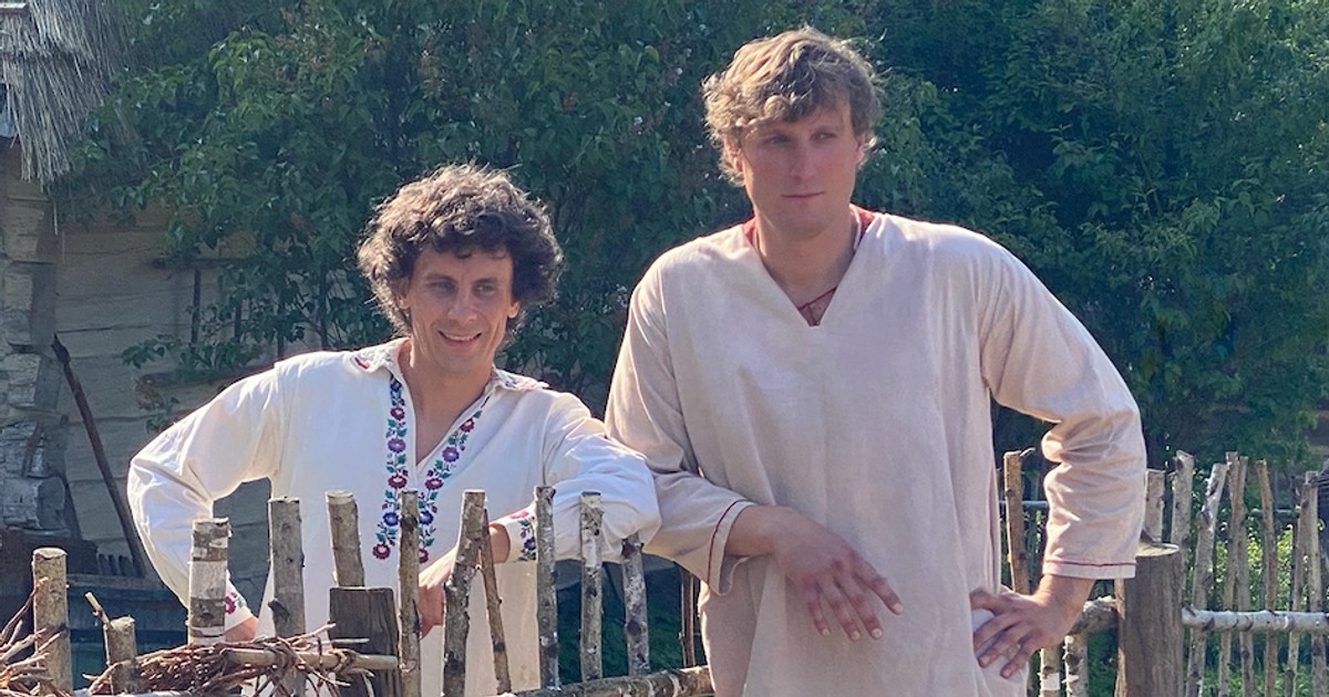 Adam Bobik doznał kontuzji na planie "Samych swoich. Początek" - Plejada.pl