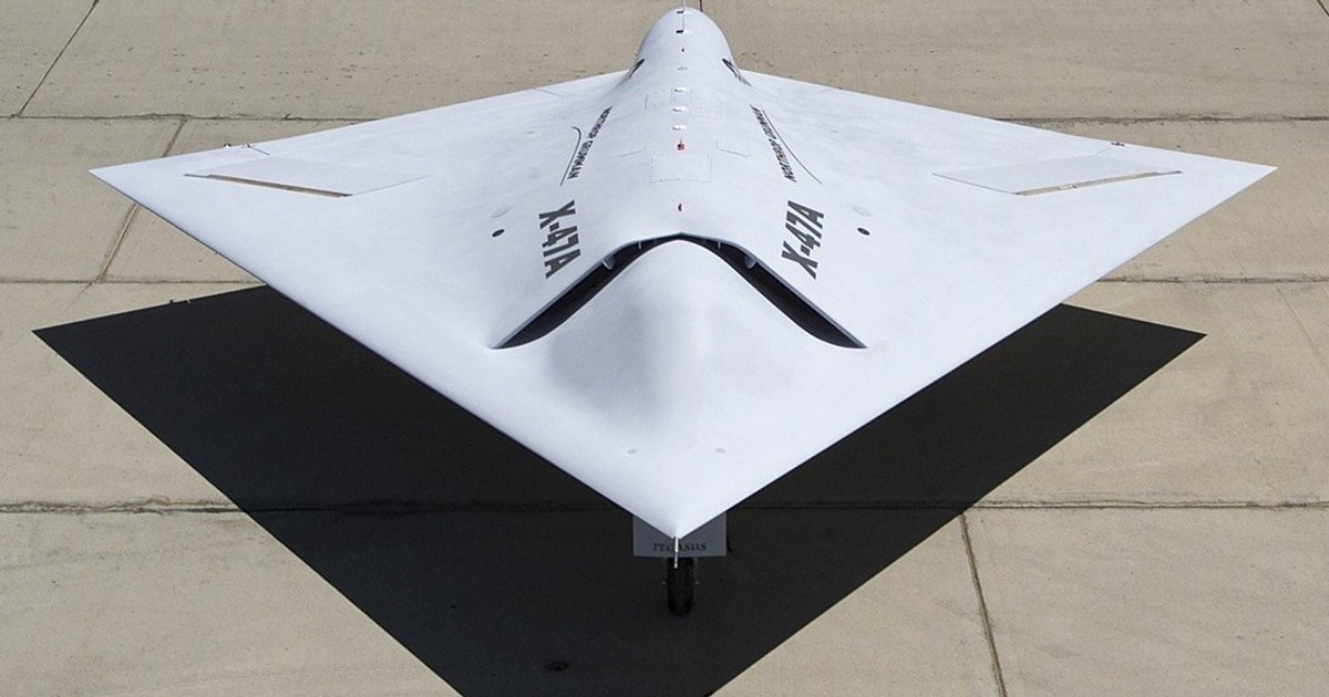 Chiny opracowały nowy samolot naddźwiękowy. Konstrukcję oparto na ...