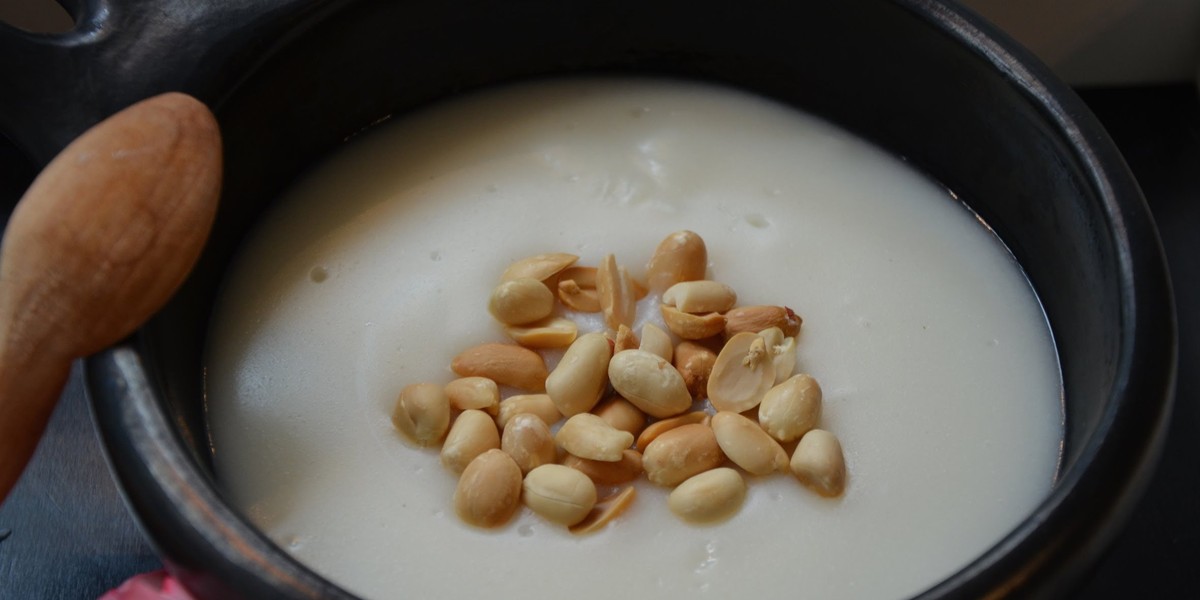 How to prepare 'Kokoo' (Cornmeal porridge) | Pulse Ghana