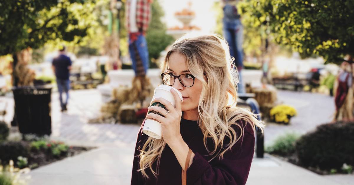 Czujesz, że po kawie chce ci się spać? Tu może tkwić przyczyna | Ofeminin