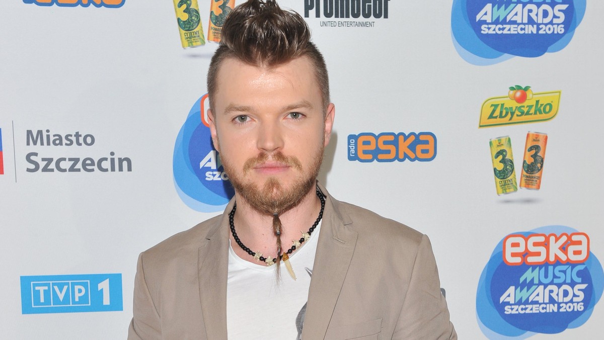 Wardęga nagle zakończył transmisję na żywo. Dostał niepokojącą ...