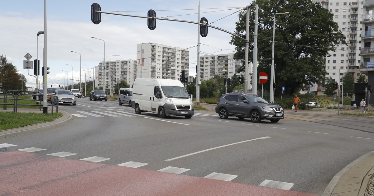 Uwaga, kierowcy i piesi!