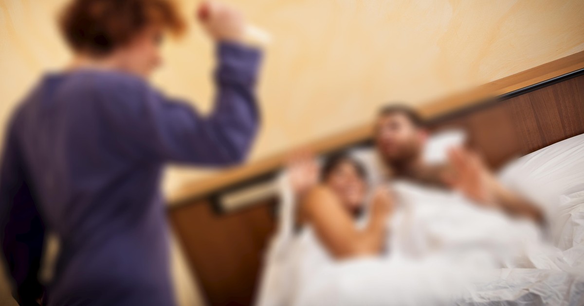 Nakrył ją z kochankiem, a potem... FILM