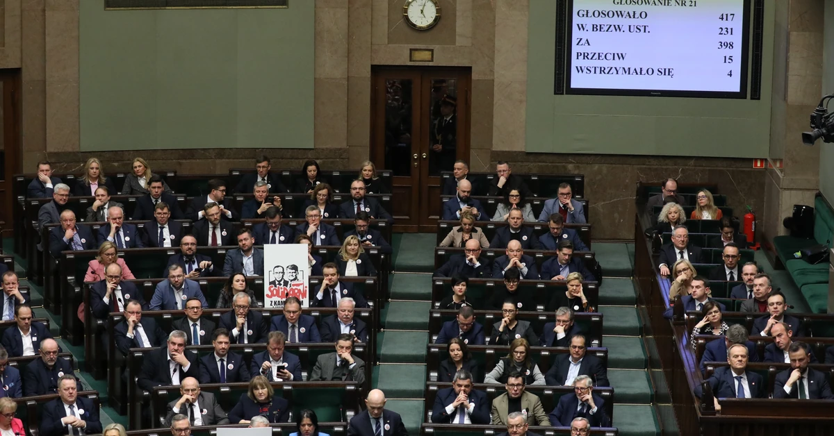 Obrady Sejmu 25 stycznia. Transmisja online na żywo - Dziennik.pl