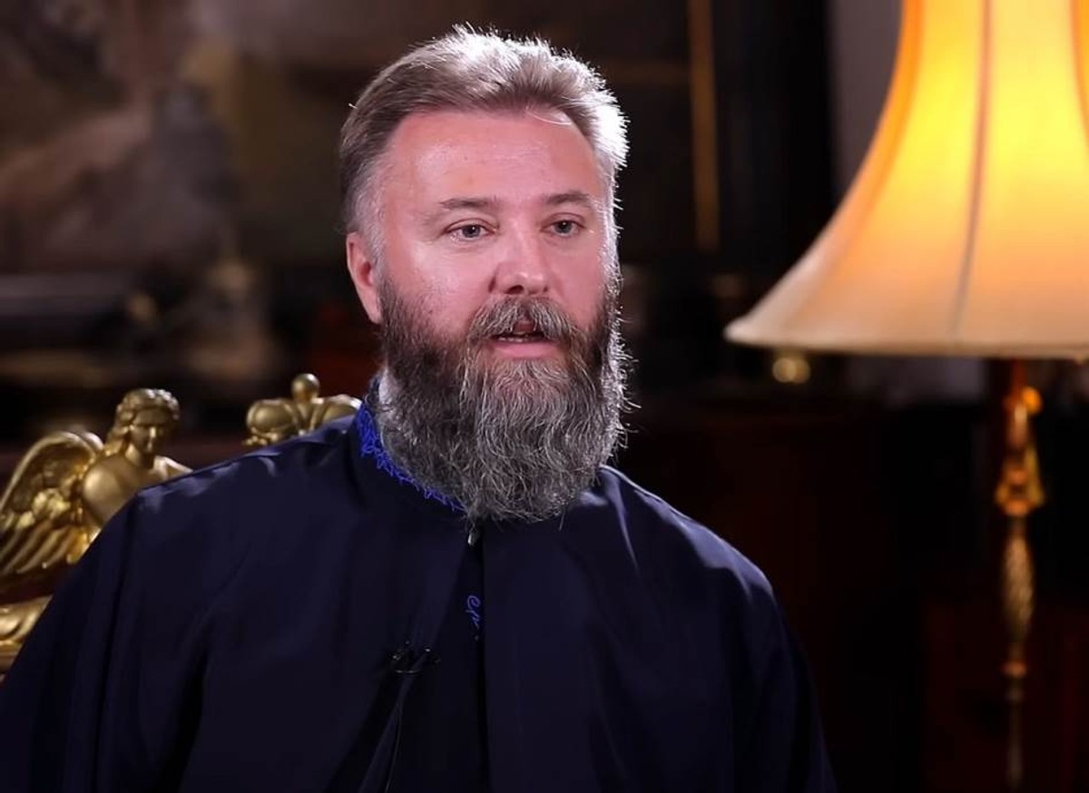 Otac Predrag Popović otkrio da će OVIM LJUDIMA SVE MOLITVE BITI ...