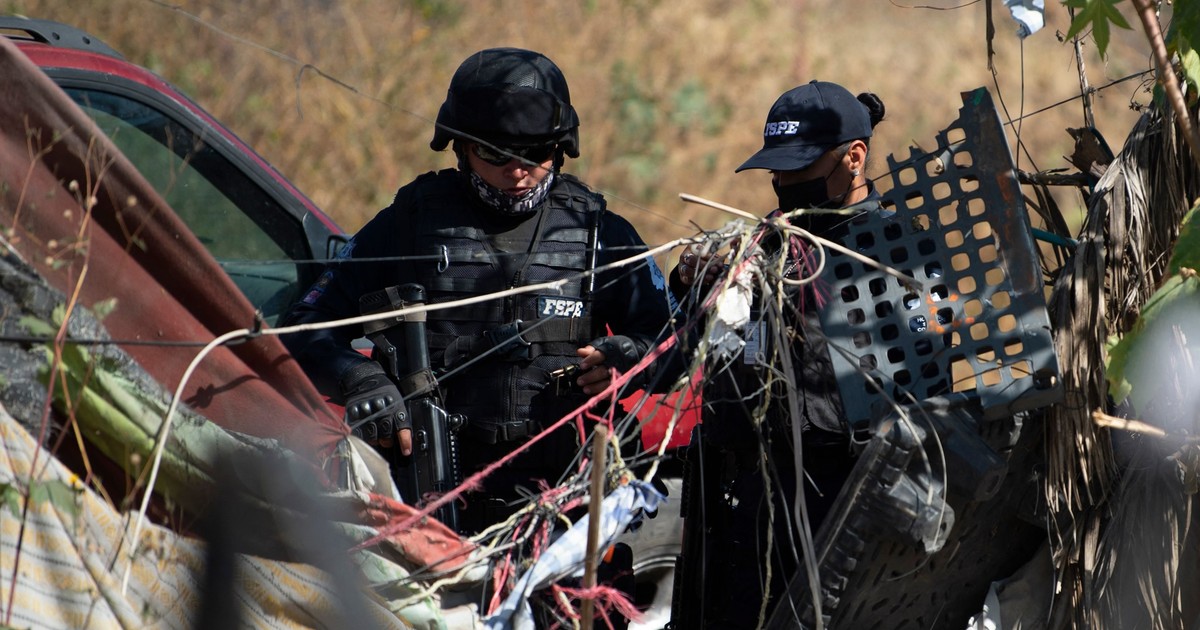 Wojna karteli narkotykowych w Meksyku. Odkryto masowy grób