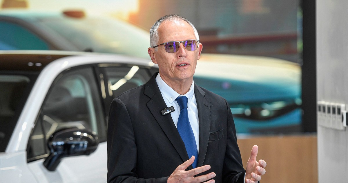 How things went from bad to worse for Jeep owner Stellantis | Business ...