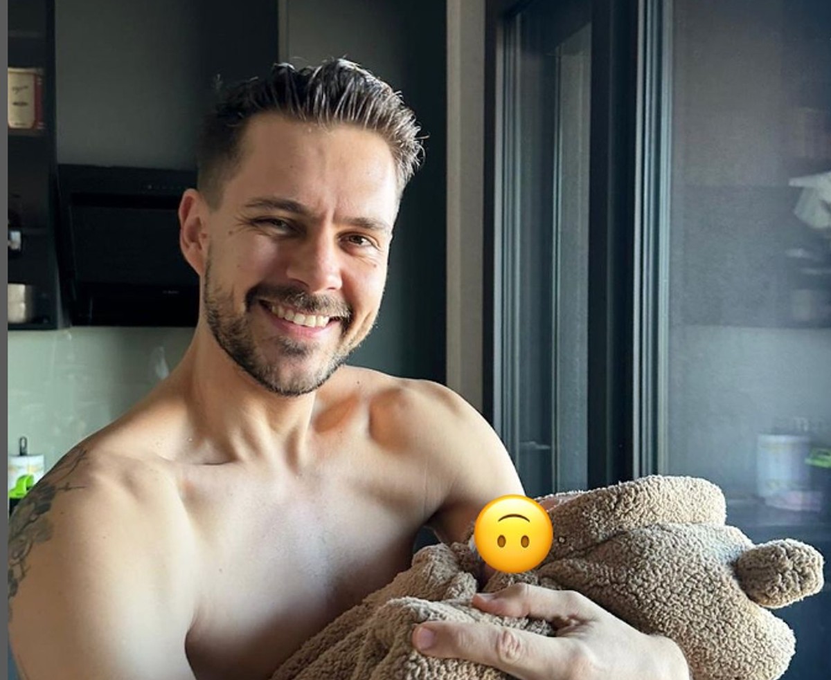 (Foto) prva slika Miloša Bikovića sa sinom vasilijem: Glumac go do ...