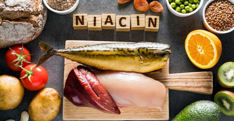 Niacyna - rola i funkcje w organizmie. Najlepsze źródła witaminy B3
