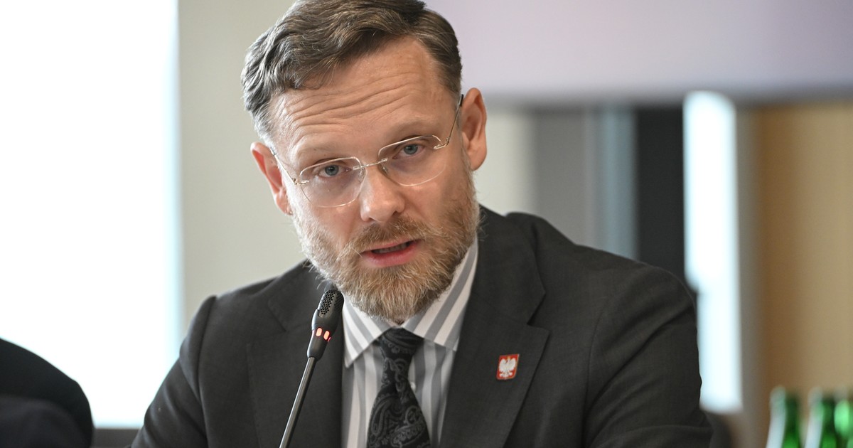 Eksplozja drona w Osinach. Bogucki chwali współpracę na linii rząd-prezydent - Wiadomości