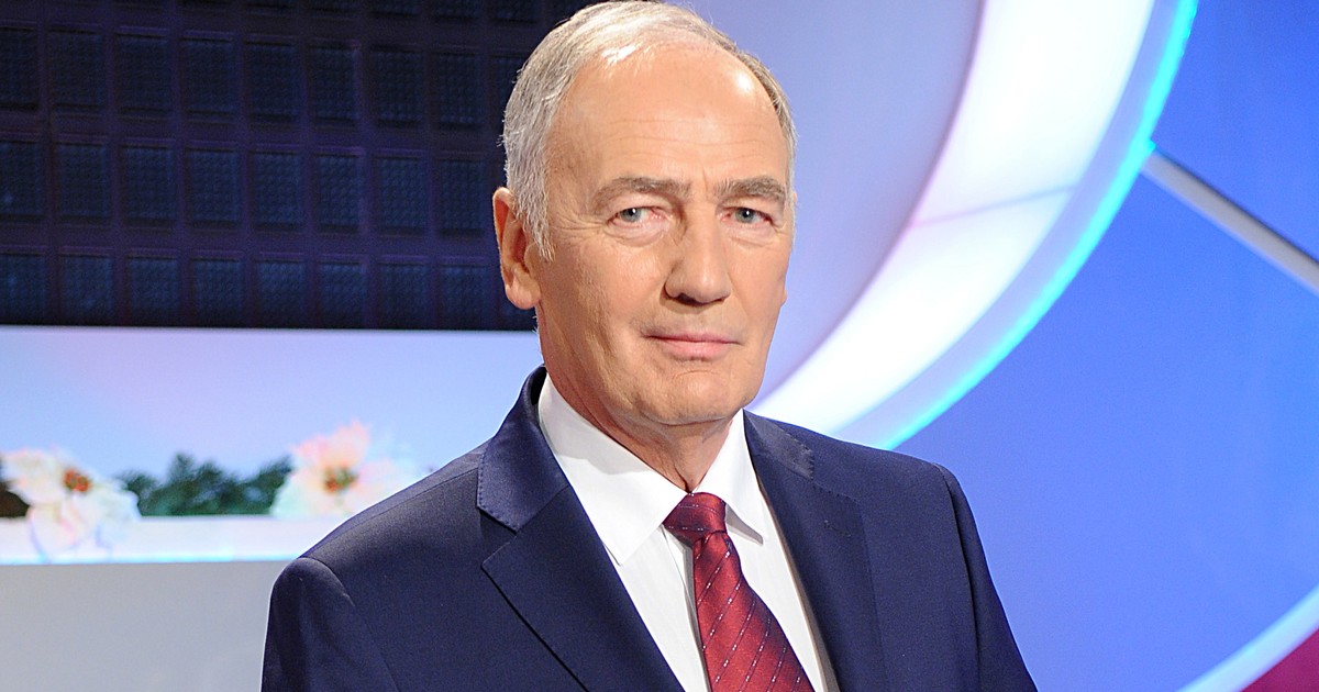 Co dalej z "Familiadą"? Karol Strasburger nie zna szczegółów: jestem ciekaw - Plejada.pl