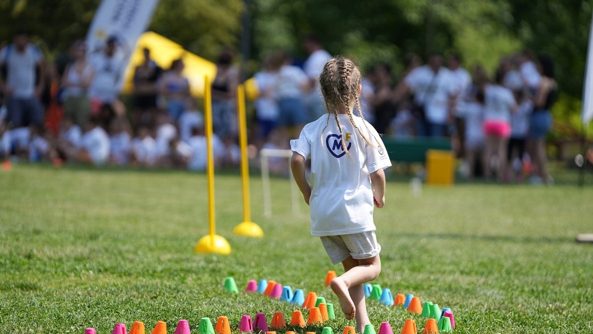 DECA ZA DECU: Mališani na Invictusu trčali za drugare iz Dečjeg sela u ...