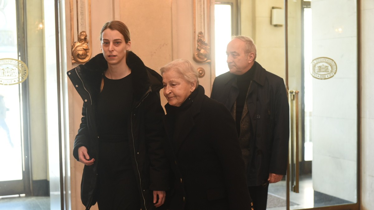 Ovo je ćerka Tanasija Uzunovića: Sofija slomljena na očevoj ...