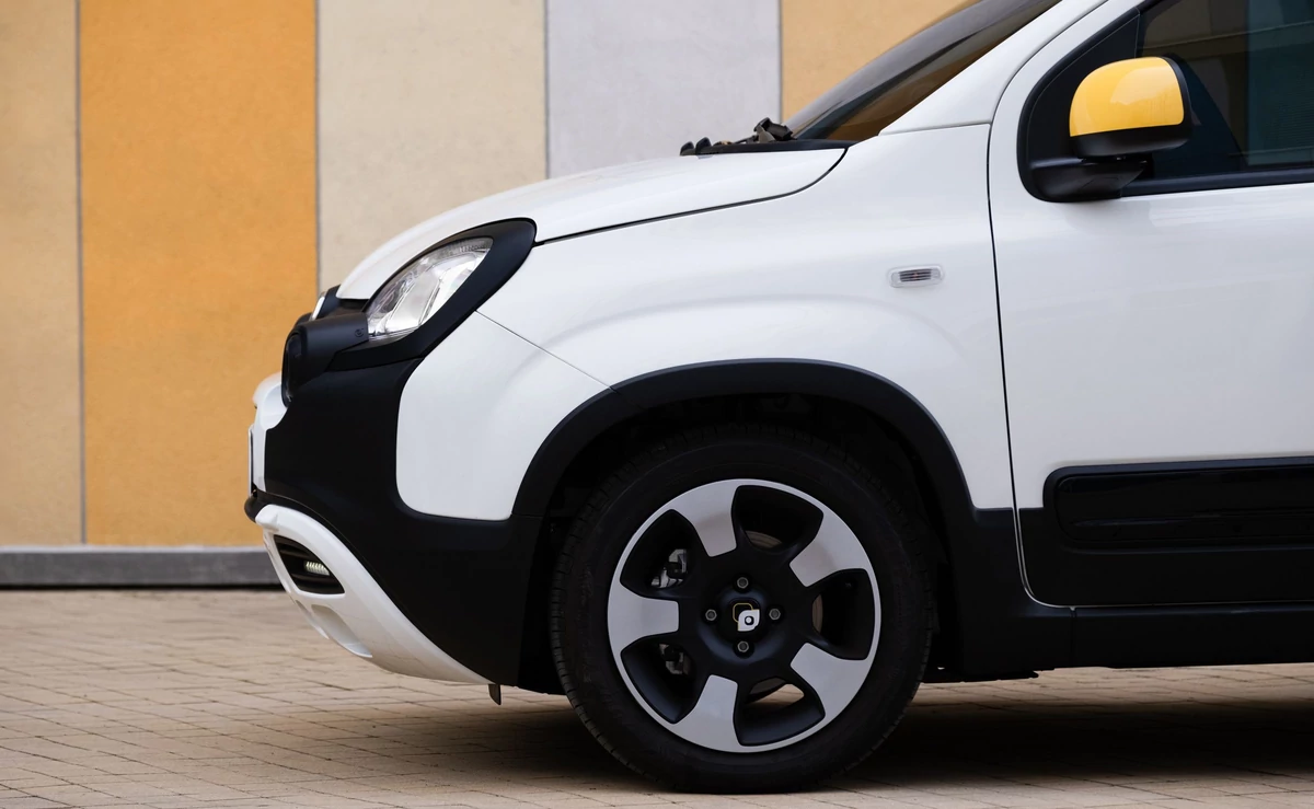 Fiat wprowadza nowy model i zwiększa produkcję. Tanie auta hitem ...