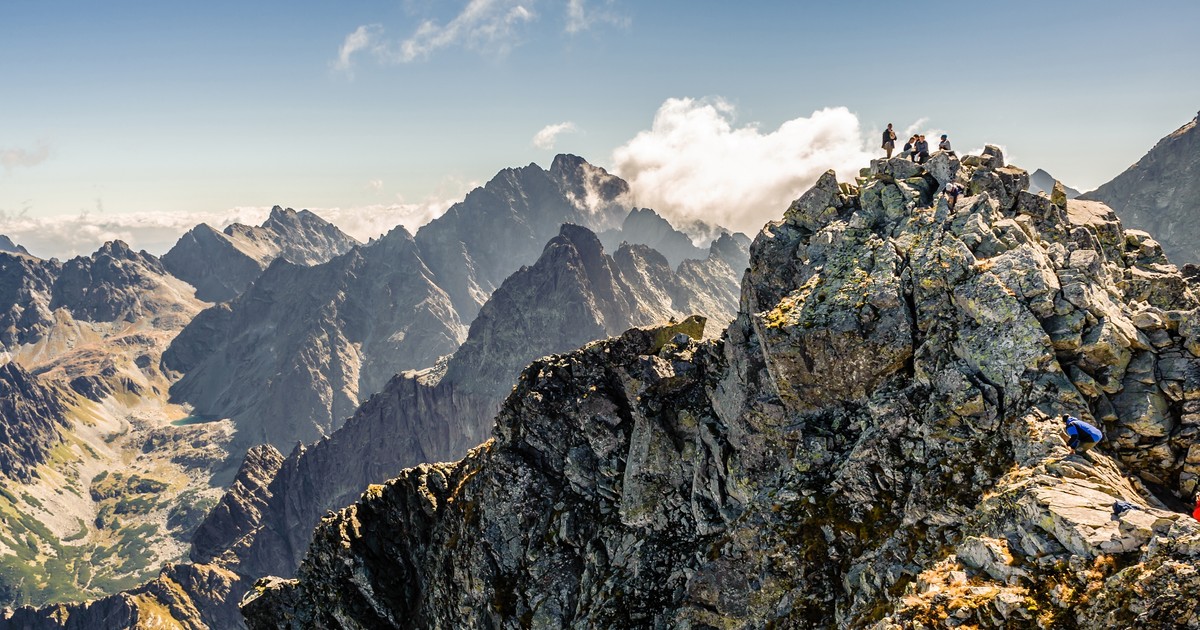 Turysta utknął pod Rysami