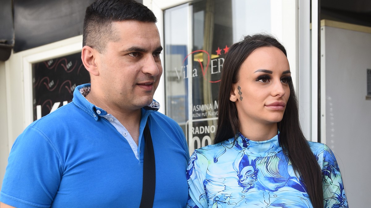 Raskinuli Bebica i Teodora Delić, ona se posle žalila Dači, pala u depresiju - Blic