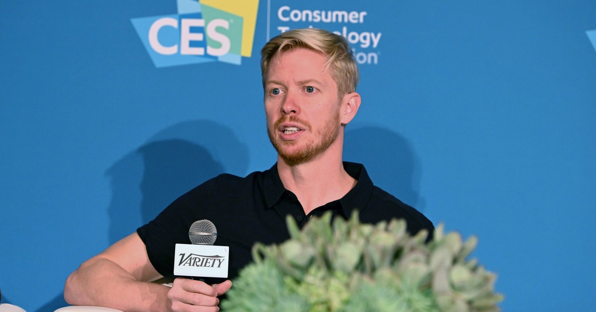Reddit CEO Steve Huffman defends his $193 million compensation package ...
